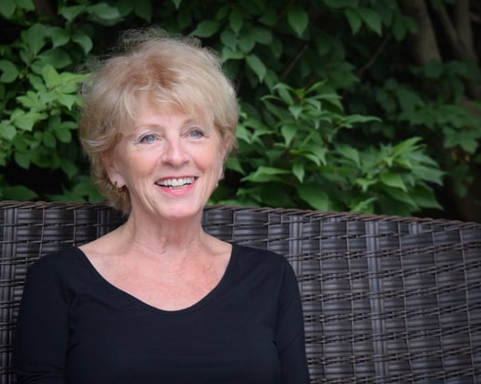 Dramatic Opening Sentences: 25+ Examples and Ideas