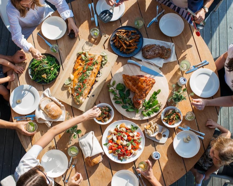 Dramatic Opening Sentences: 25+ Examples and Ideas