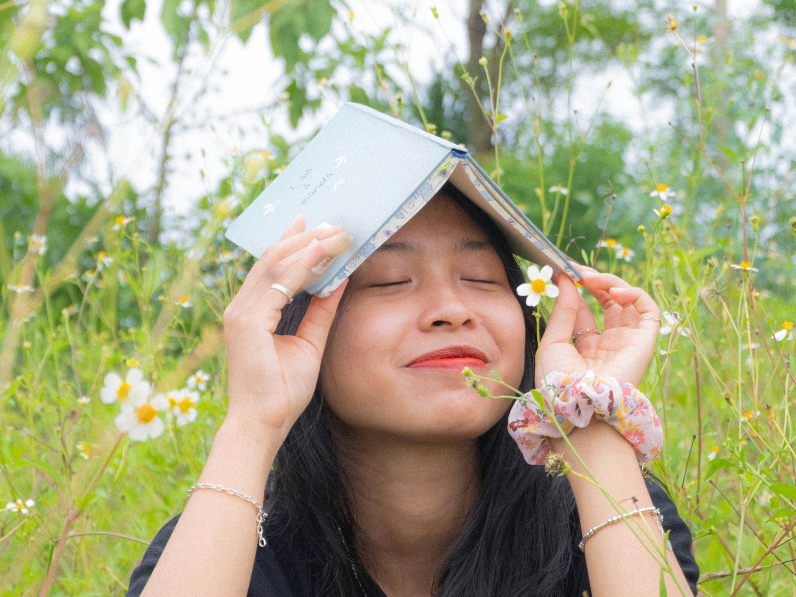 Guide to Write the World’s Monthly Writing Competitions for Teenagers